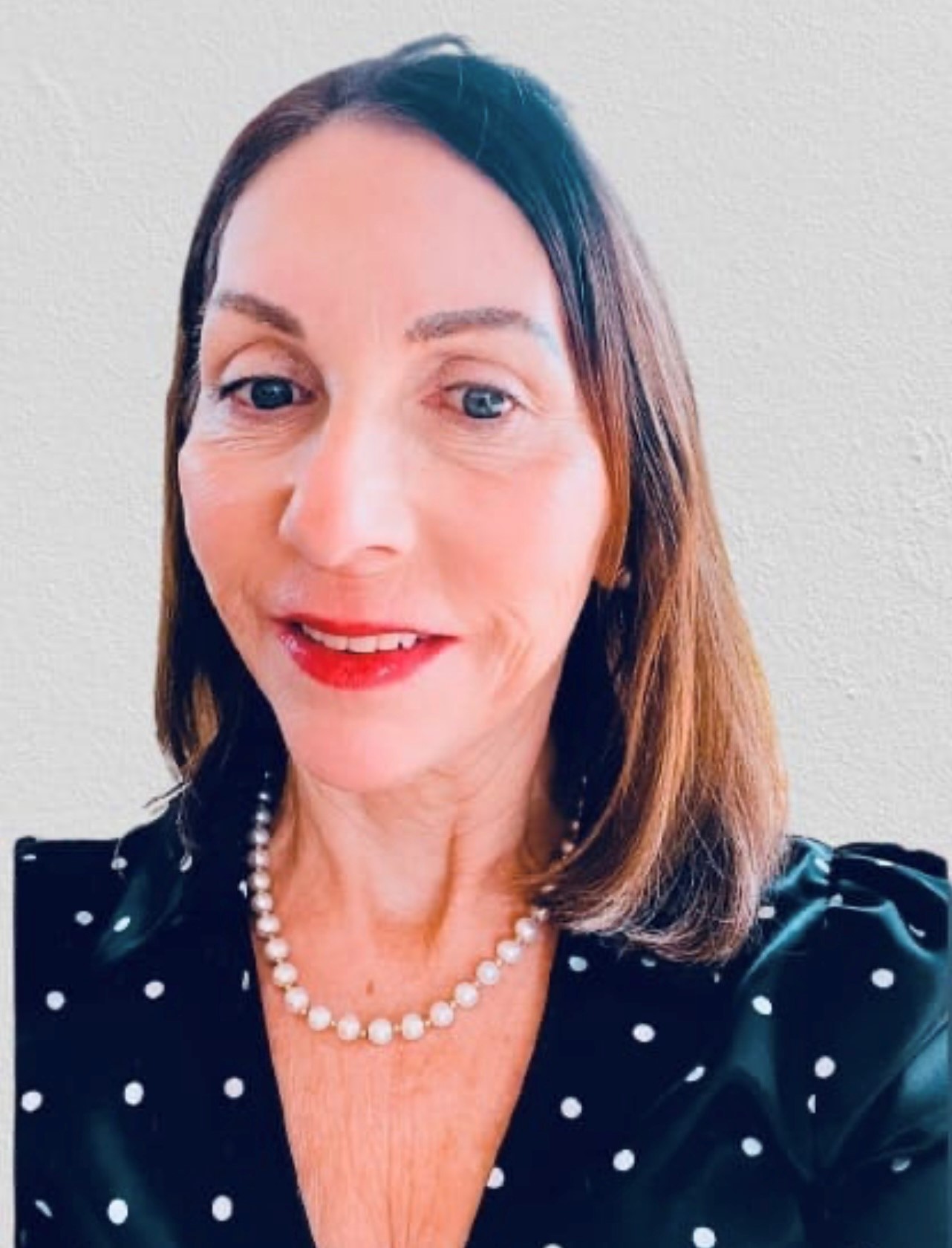 About Us - Intervention Hotline Services